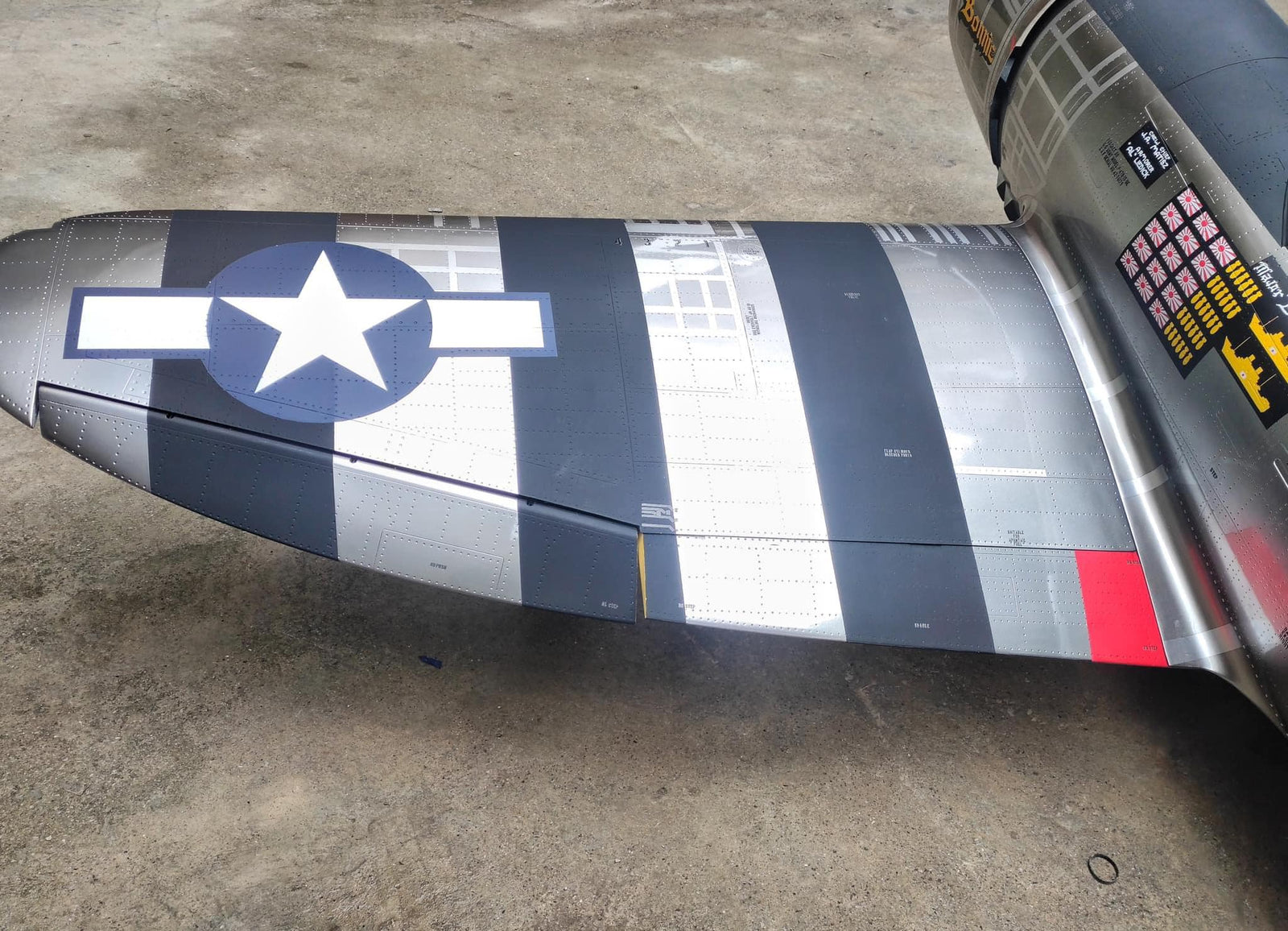 P-47B 112" / 2.85M Wingspan | KYHK RC