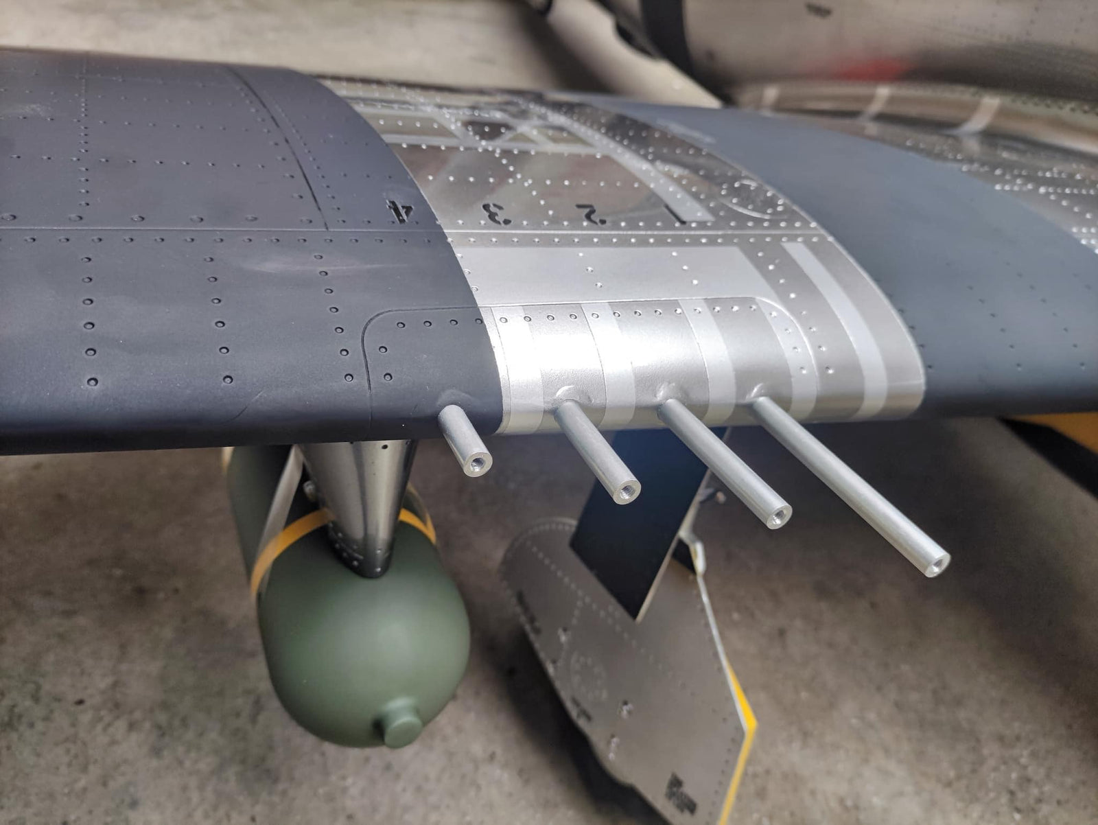 P-47B 112" / 2.85M Wingspan | KYHK RC